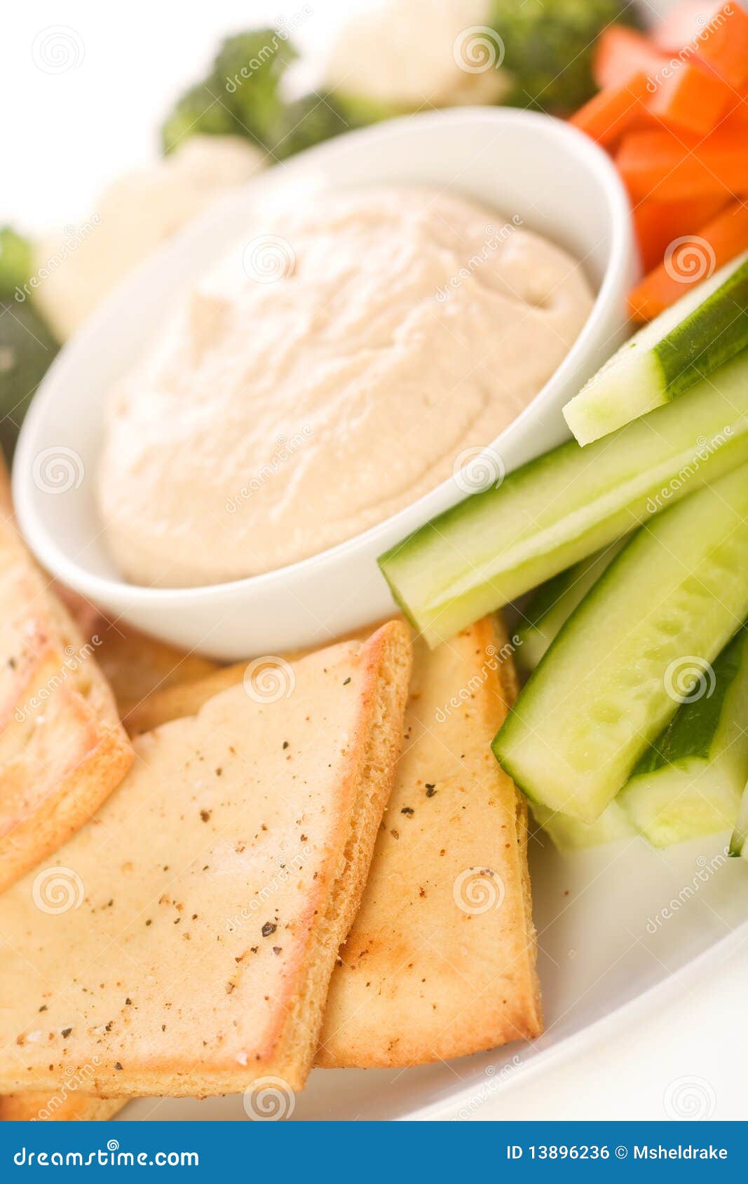 Pita Chip and Vegetable Platter Stock Photo - Image of tray, cucumber ...