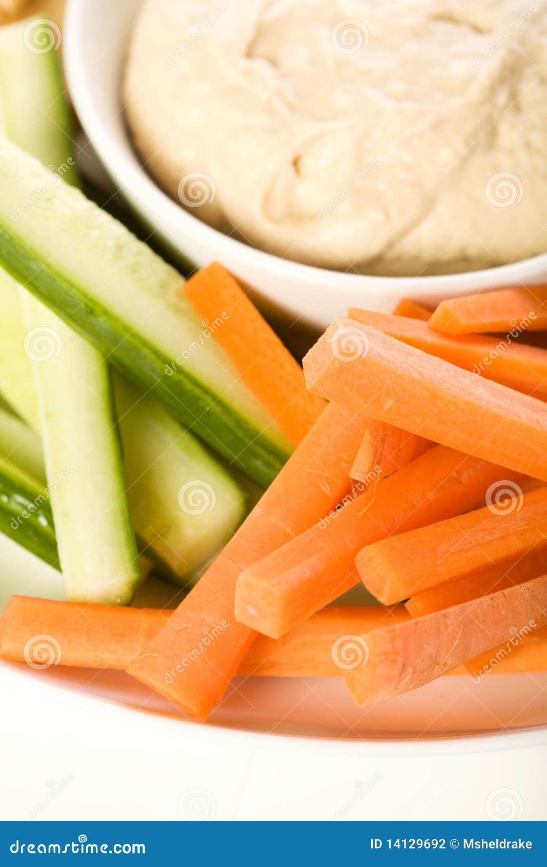 Pita Chip and Vegetable Platter Stock Photo - Image of pepper, chips ...