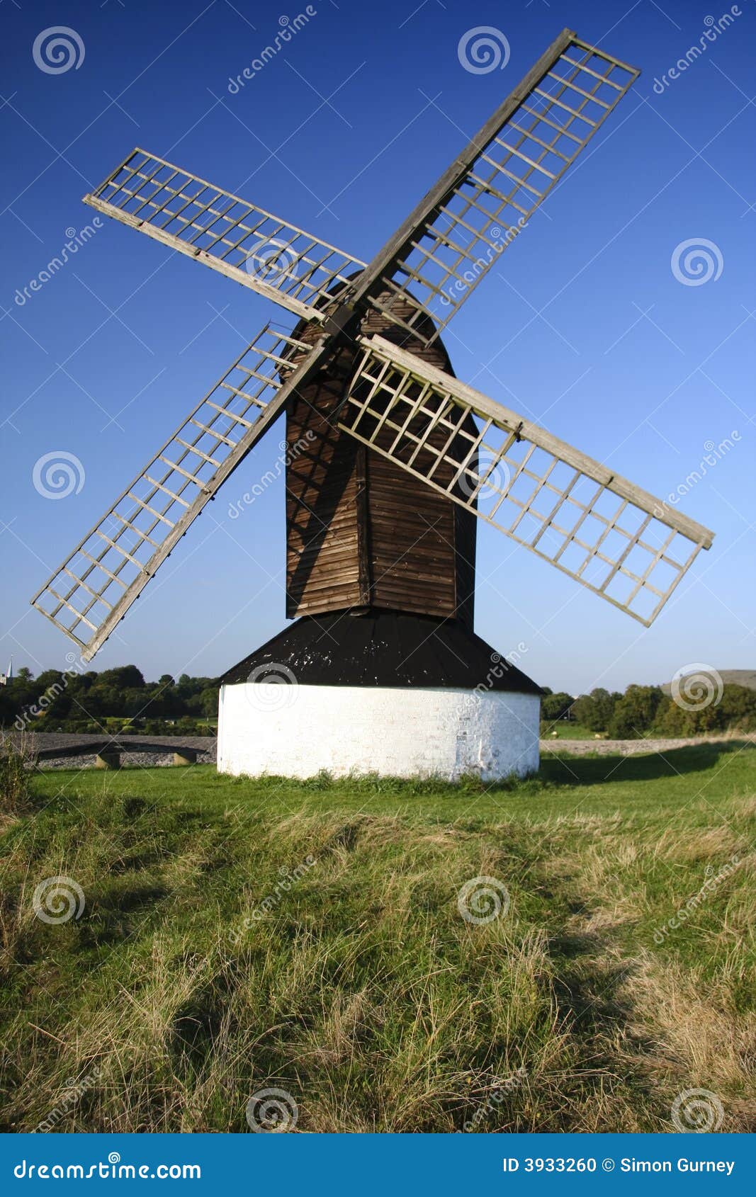 Pitstone Windmill English Countryside Stock Photo - Image of landmark ...