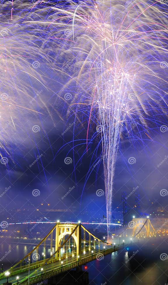 Pittsburgh Fireworks stock photo. Image of night, landmark - 26131694