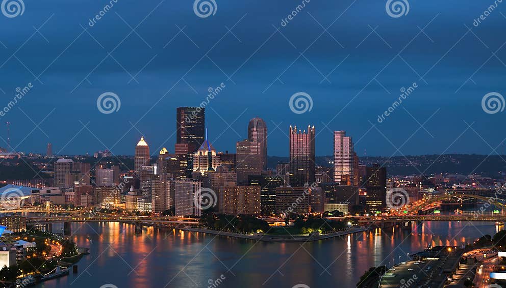 Pittsburgh Skyline Panorama. Stock Image - Image of city, river: 23649343