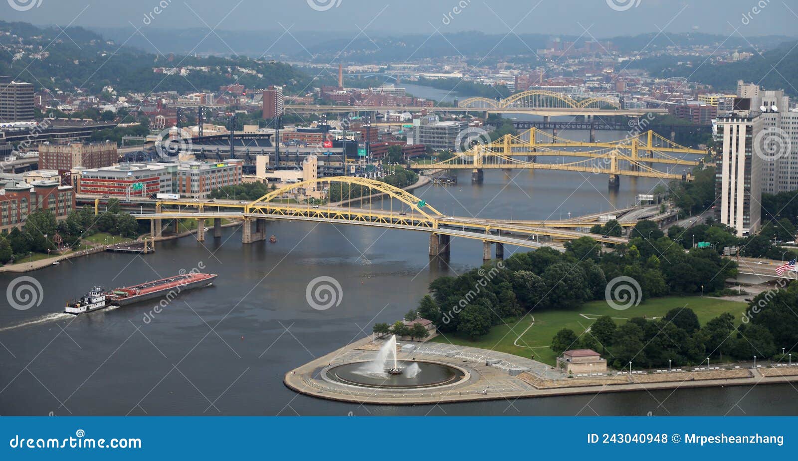 Pittsburgh Skyline View from Point State Park in Pittsburgh ...