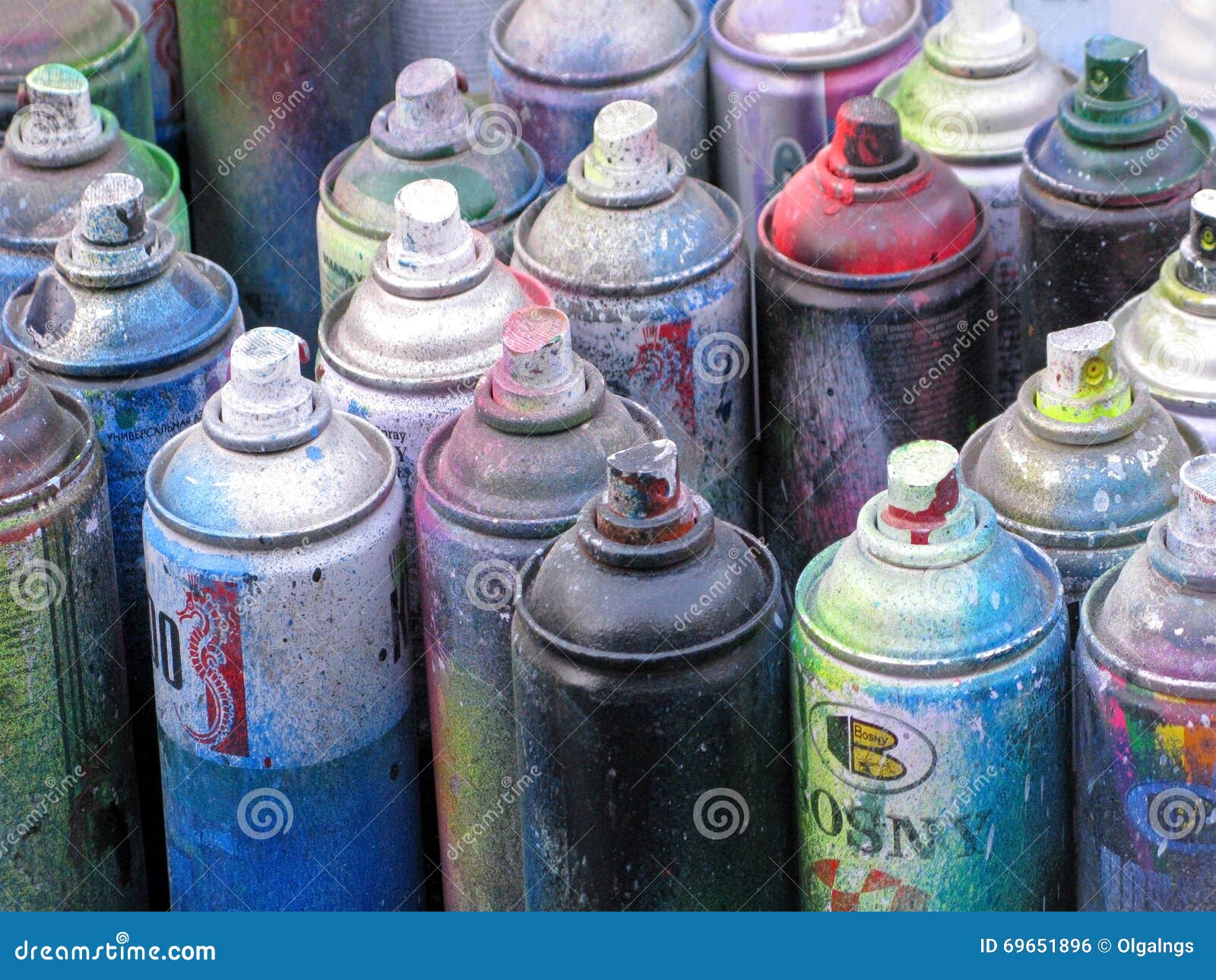 Pitture Della Spruzzata Delle Bombolette Spray Fotografia Editoriale ...