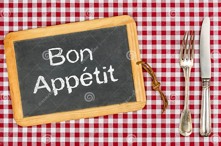 Pizarra Con El Texto Bon Appetit Foto de archivo - Imagen de comida ...