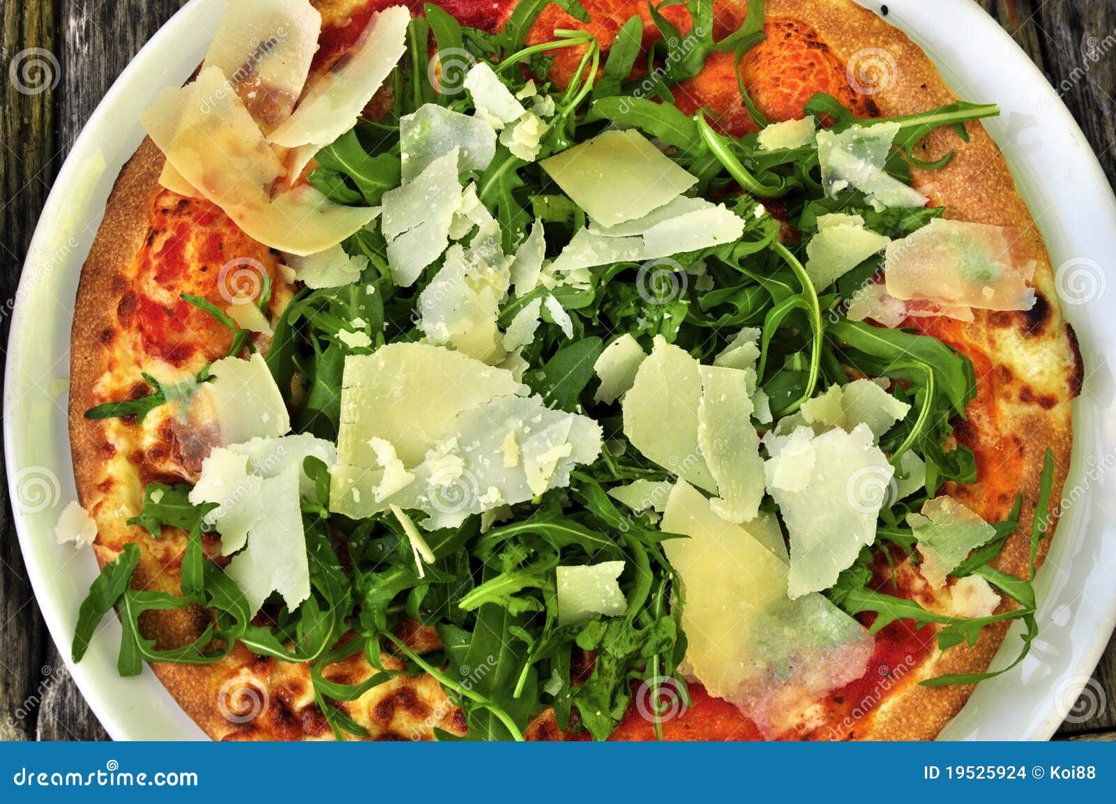 Pizza con Rocket foto de archivo. Imagen de italiano - 19525924