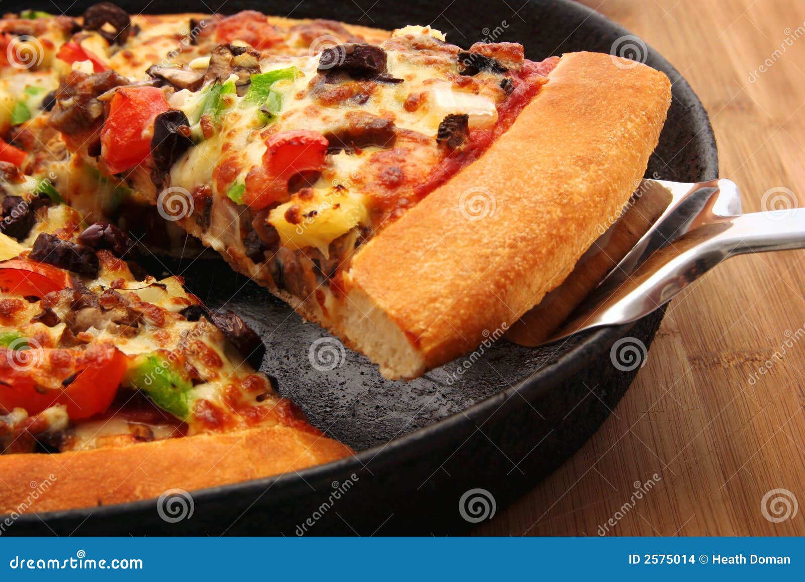 Pizza de la porción foto de archivo. Imagen de italiano - 2575014