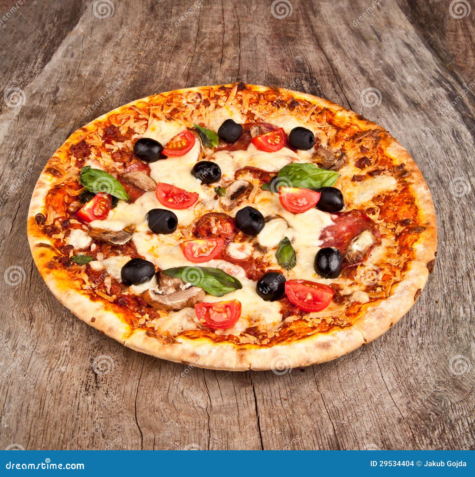 Pizza italiana foto de archivo. Imagen de ingrediente - 29534404