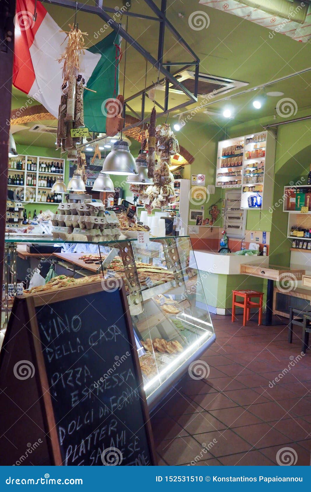 Pizza shop in Rome, Italy editorial image. Image of cheese - 152531510