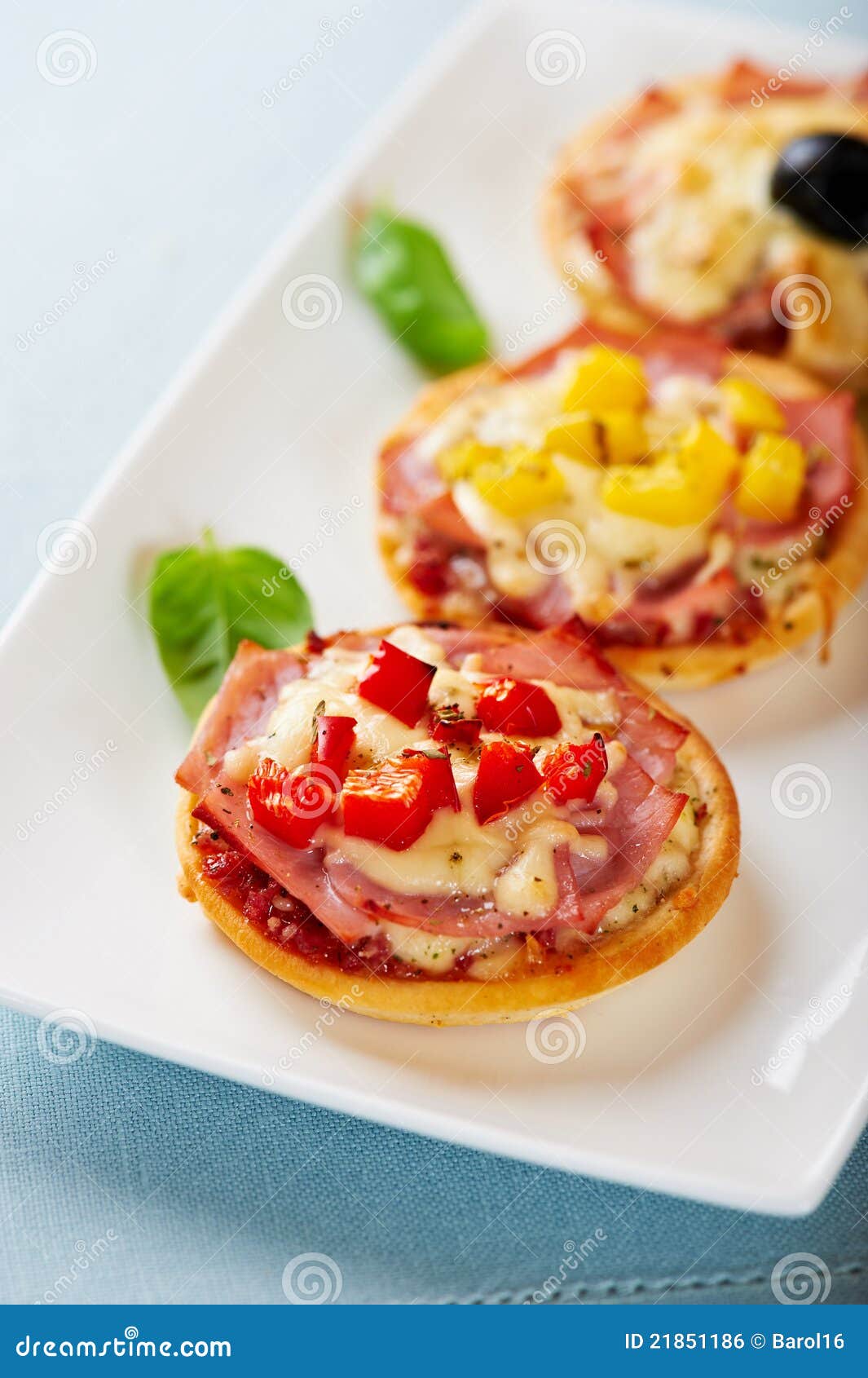 Pizzette (small Pizzas, Italy) Stock Photo - Image of close, pizzette ...