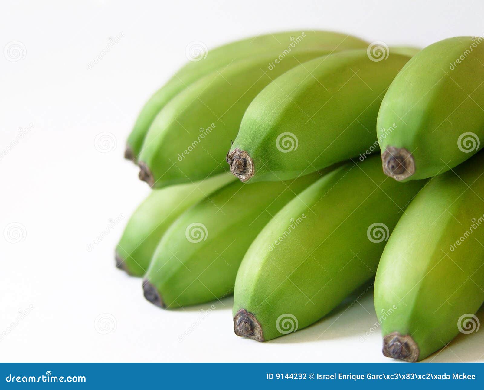 Plátanos Dominicanos Verdes Foto de archivo - Imagen de natalia, manojo ...