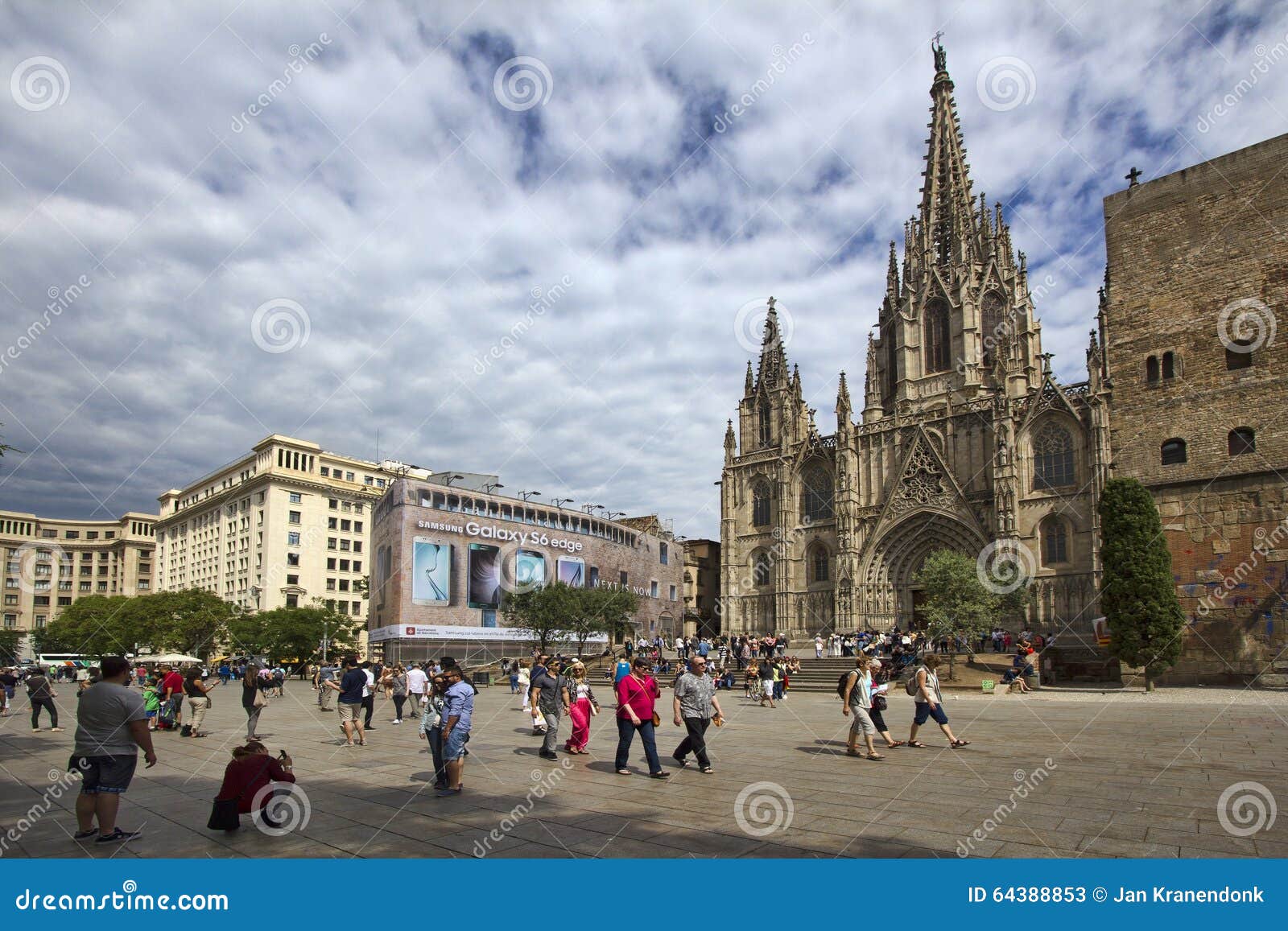 Placa Nova in Barcelona, Spain Editorial Stock Photo - Image of travel ...
