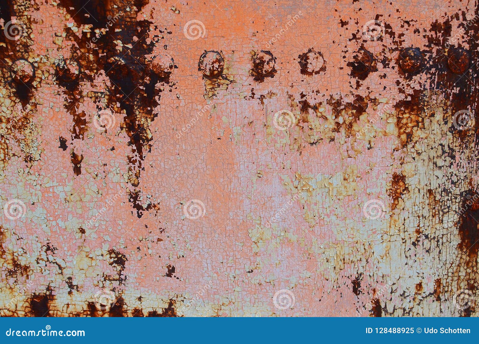 Placa Oxidada Del Hierro Con Los Remaches Imagen de archivo - Imagen de ...