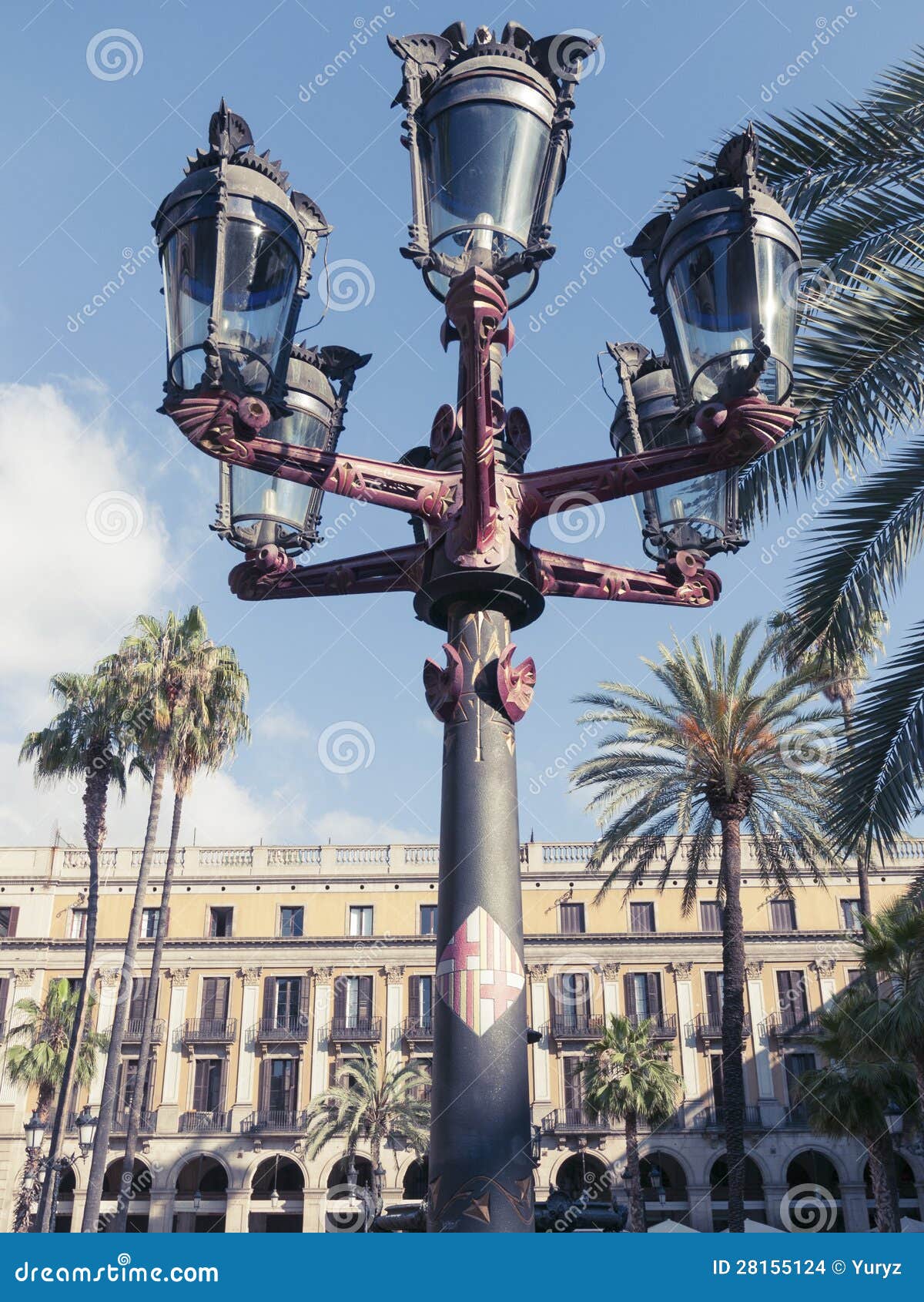 Placa Reial, Barcelona stock photo. Image of barcelona - 28155124