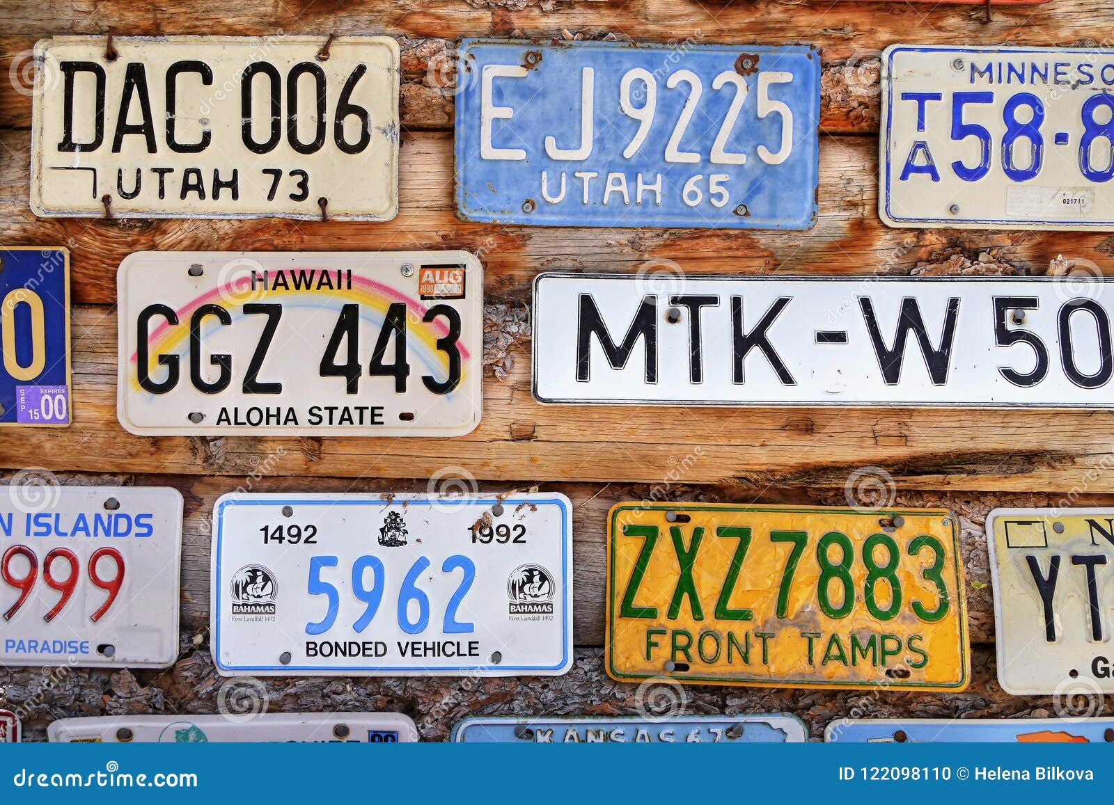 Placas Del Automóvil Del Vintage Imagen editorial - Imagen de placa ...