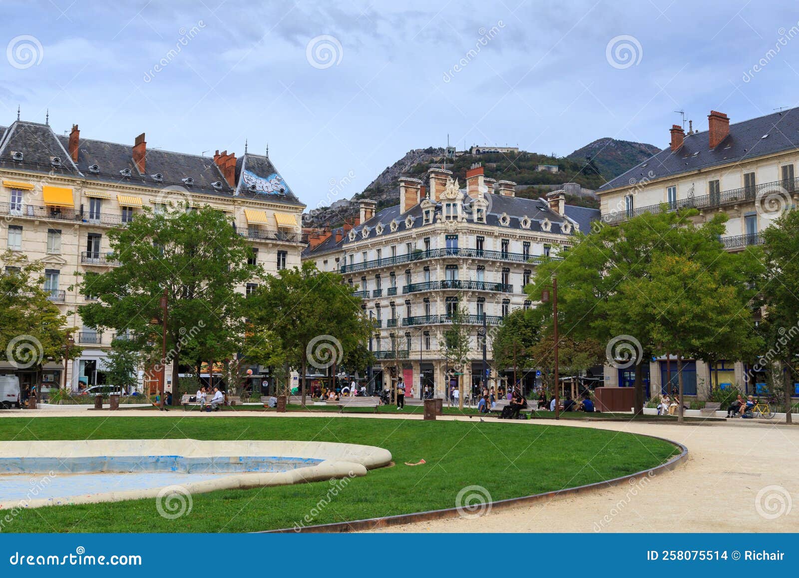 Place Victor Hugo in Grenoble Editorial Stock Image - Image of victor ... Place Victor Hugo in Grenoble Editorial Stock Image - Image of victor ...