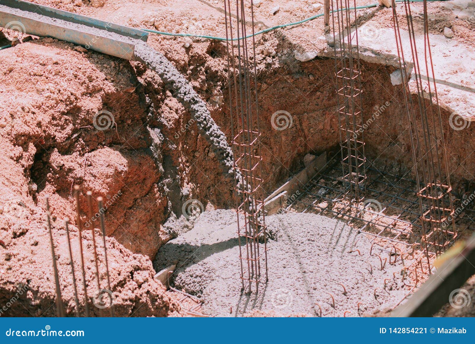 Placing concrete stock image. Image of busy, basis, bedrock - 142854221