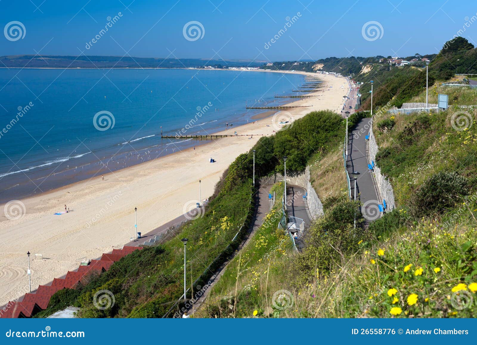 Plage De Bournemouth Aux Bancs De Sable Photo stock - Image du côte ...