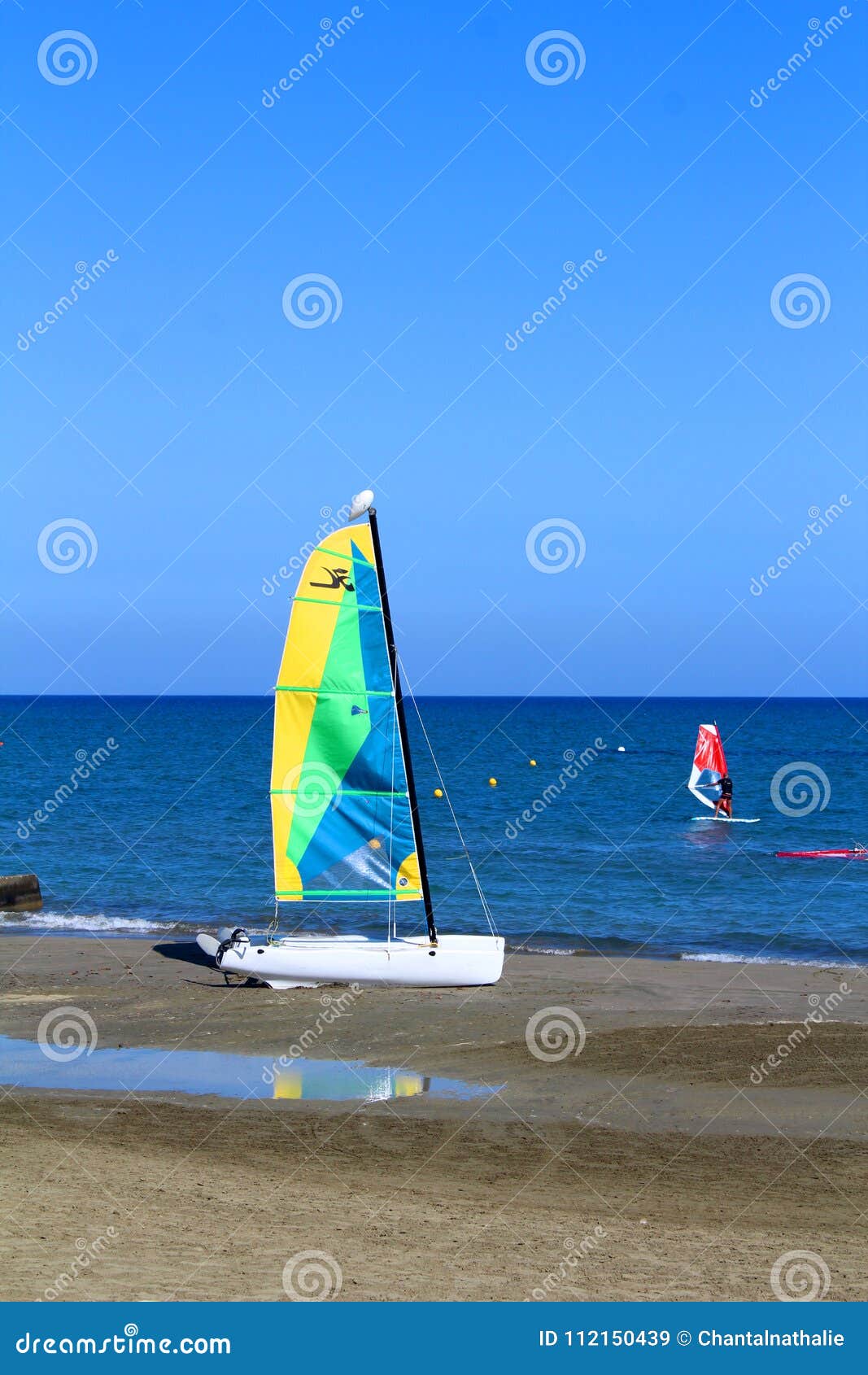 Plage Du Mackenzie, Larnaca, Chypre Image stock éditorial - Image du ...