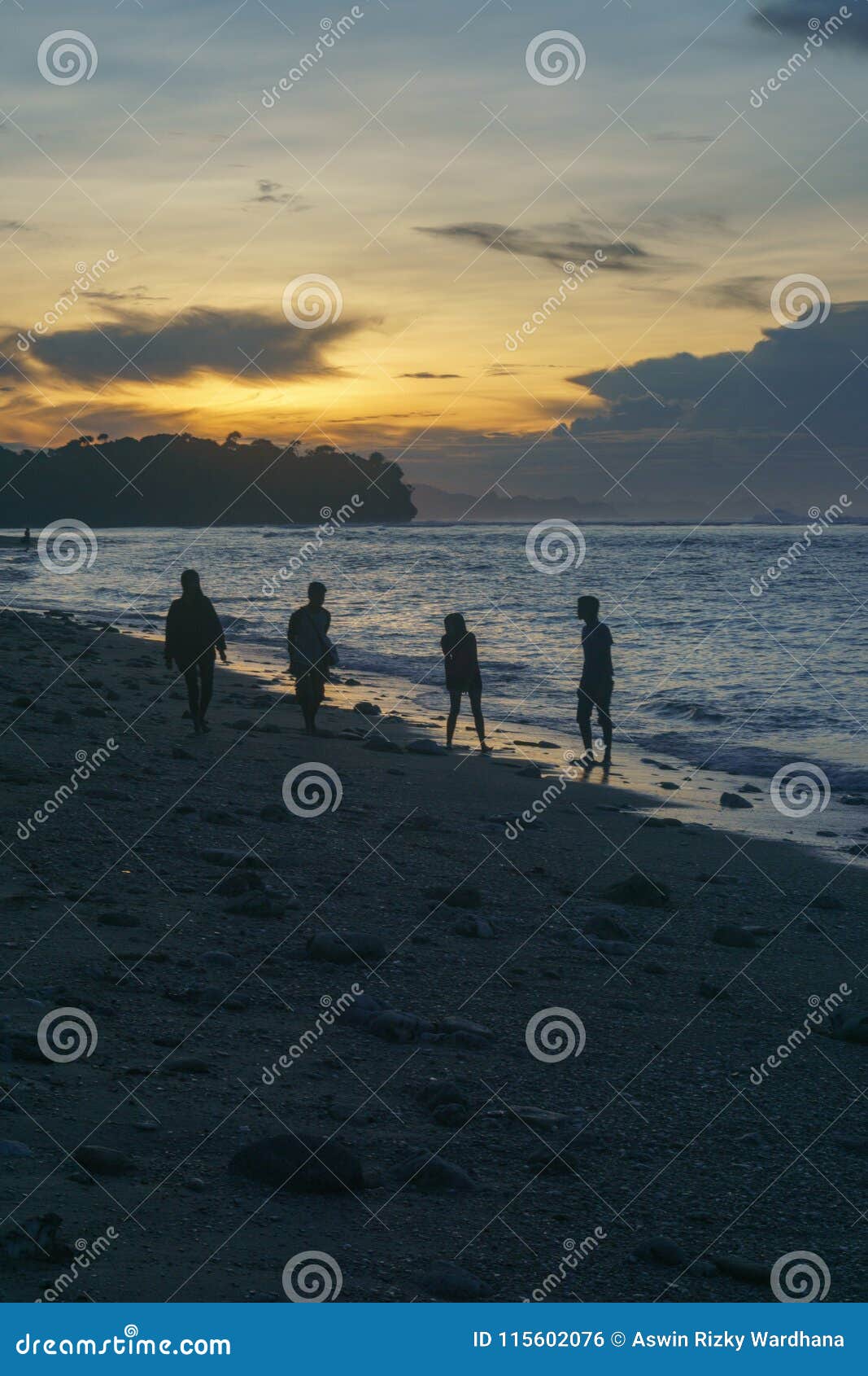Plage Du Sud Java Indonesia Est De Malang Photo stock - Image du situé ...