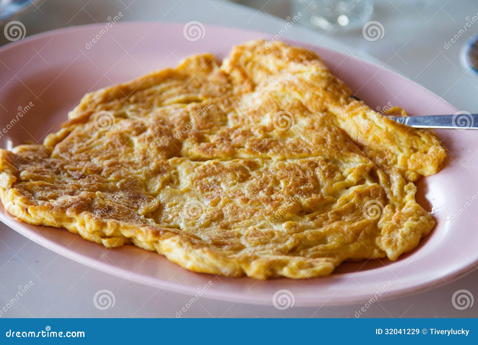 Plain Egg Omelette Royalty Free Stock Images - Image: 32041229