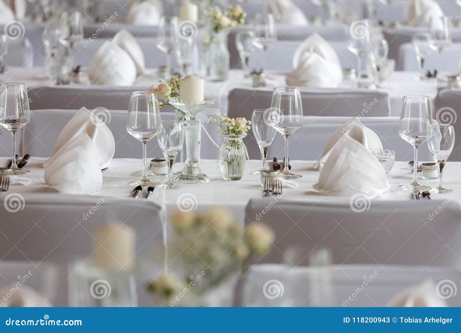 Plain noble table setting stock image. Image of background - 118200943