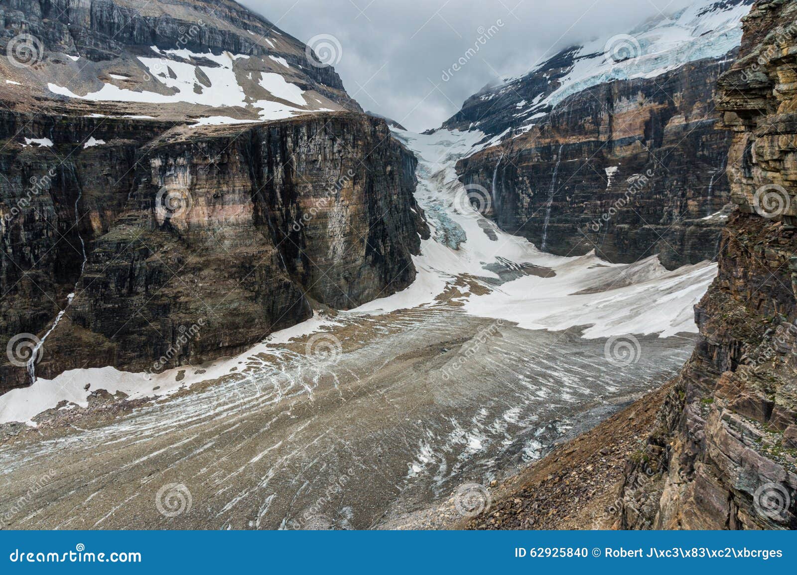 Plain of six glaciers stock photo. Image of clouds, glacier - 62925840