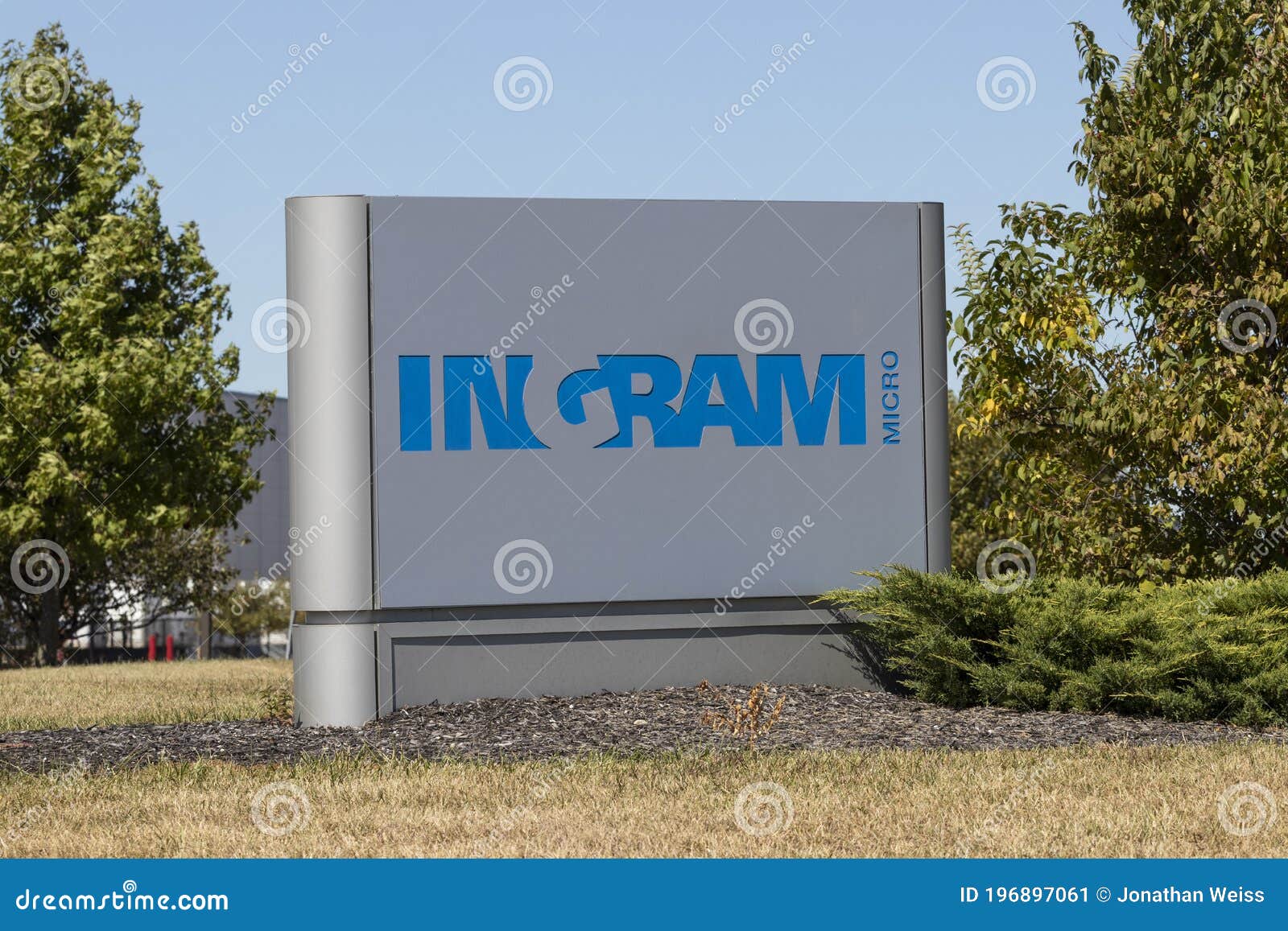 Ingram Micro Mobility Warehouse. Ingram Micro Resells it Products ...