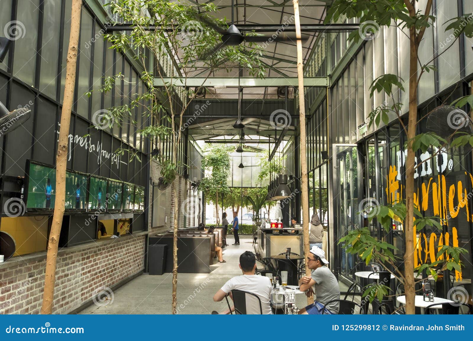 Plan B, Ipoh del café fotografía editorial. Imagen de sendero - 125299812