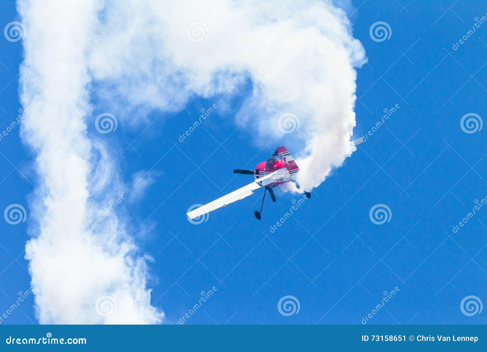 Plane Acrobatic Roll Flying Editorial Photo - Image of action, show ...