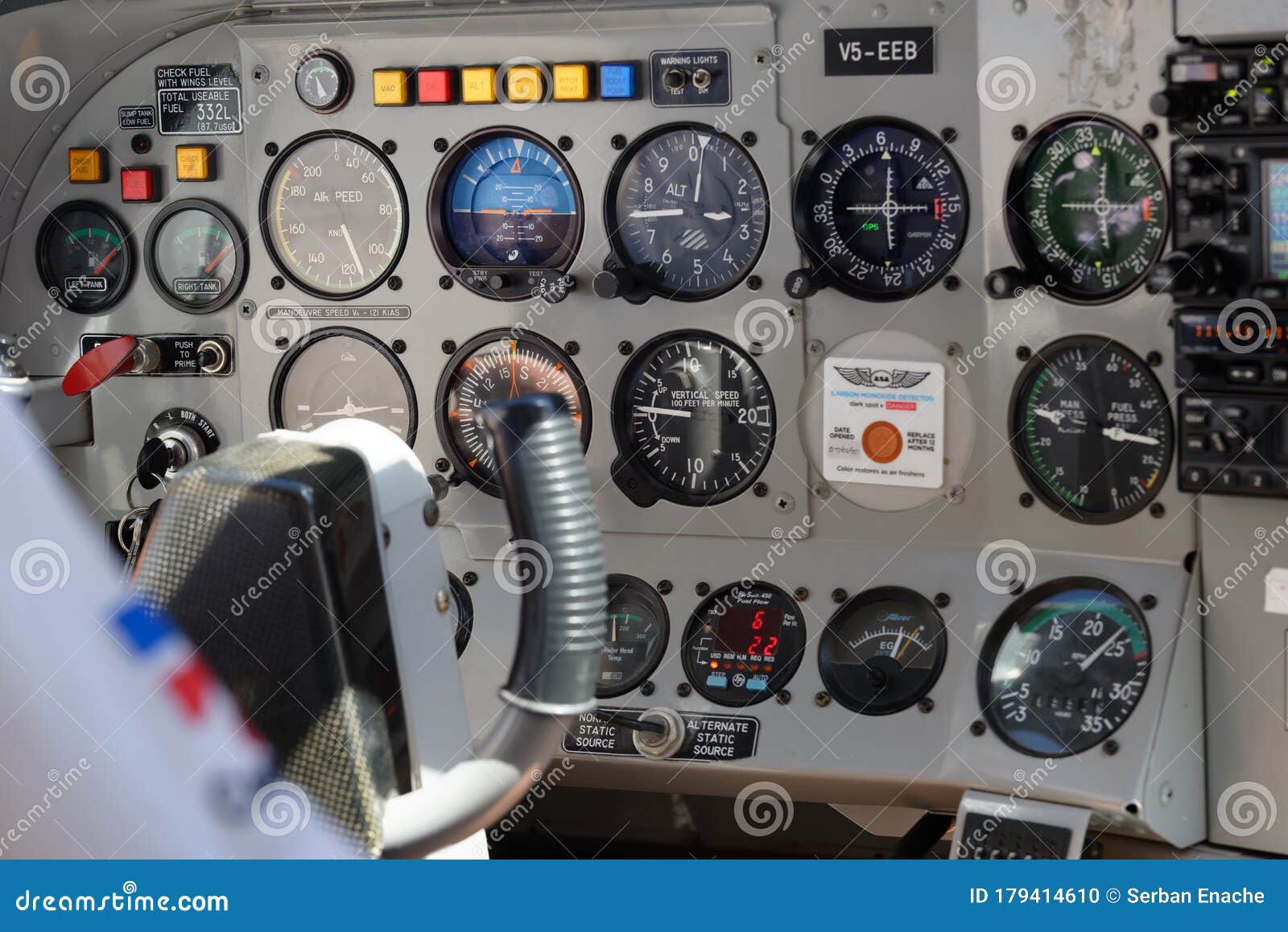 Plane cockpit editorial image. Image of small, cockpit - 179414610