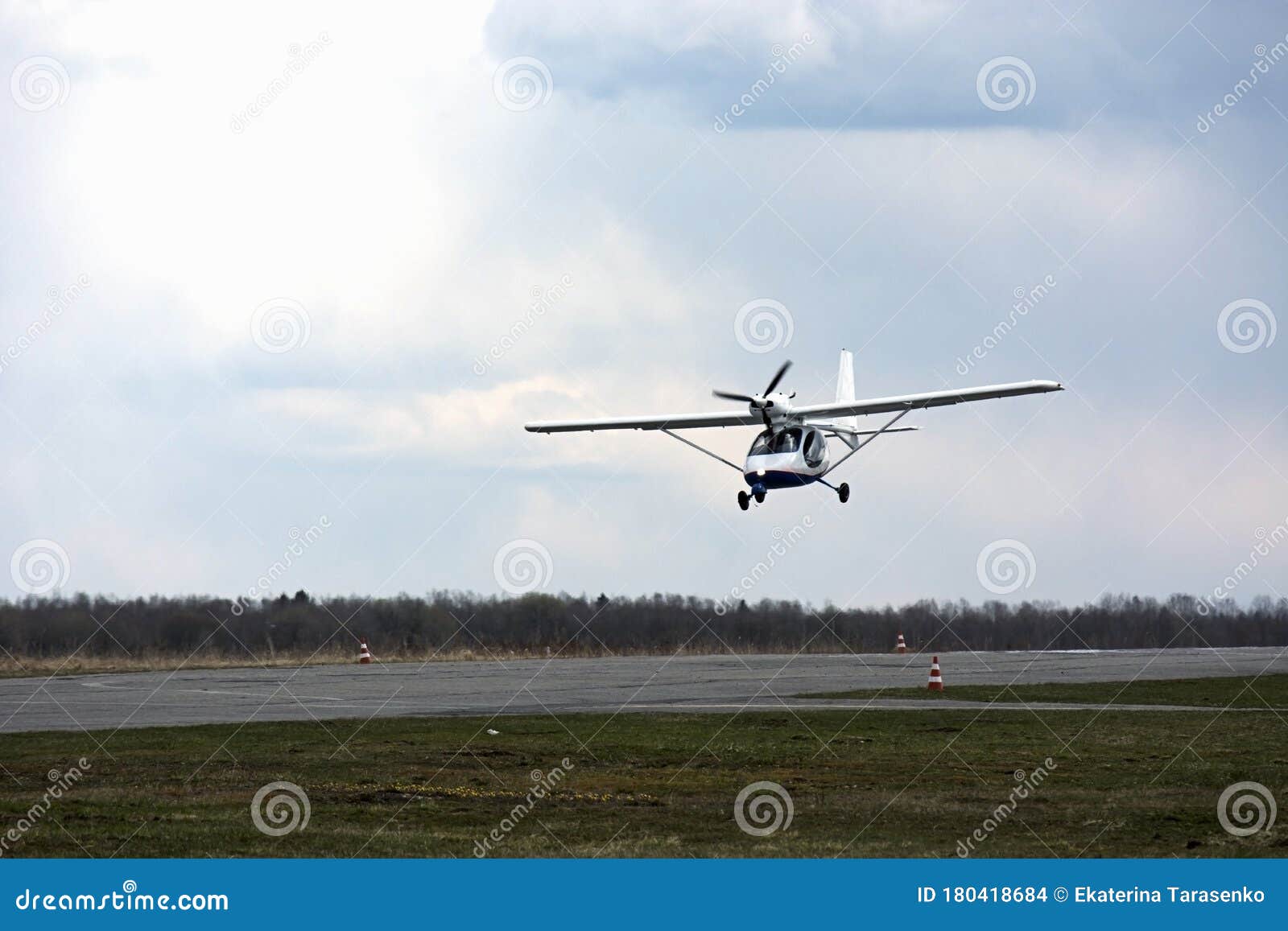 The Plane Flies Over the Runway Sigma 4 Stock Photo - Image of ...