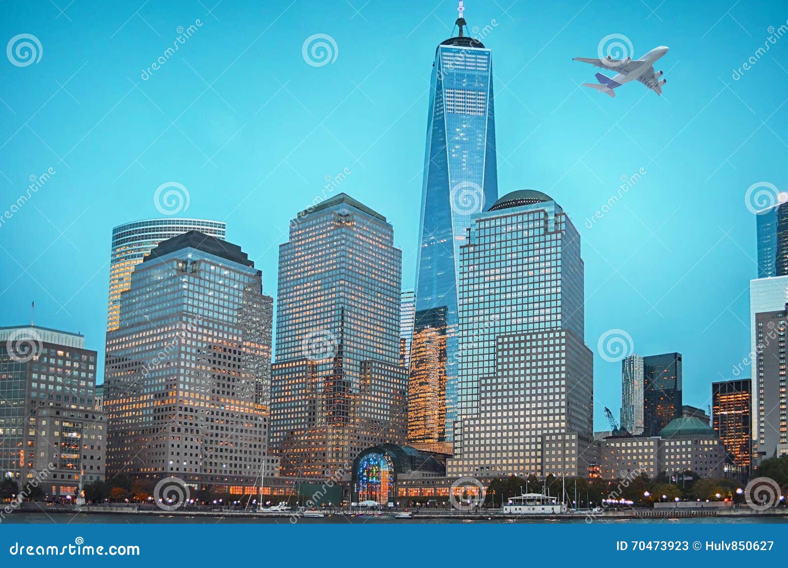 Plane Flying Over Manhattan Stock Image - Image of land, finance: 70473923