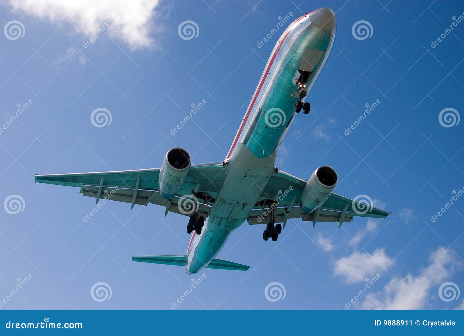 Plane Getting Ready To Land Stock Image - Image of bonaire, planes: 9888911