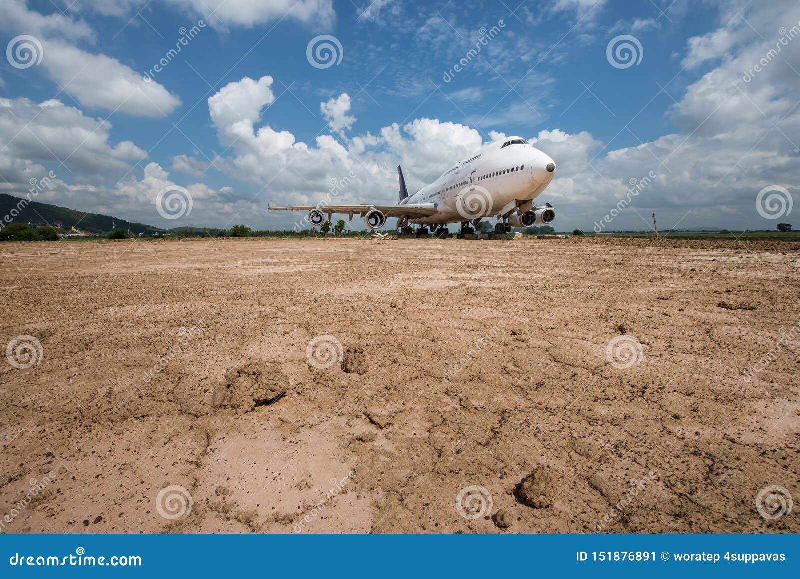 Plane on the ground stock image. Image of cloud, airport - 151876891