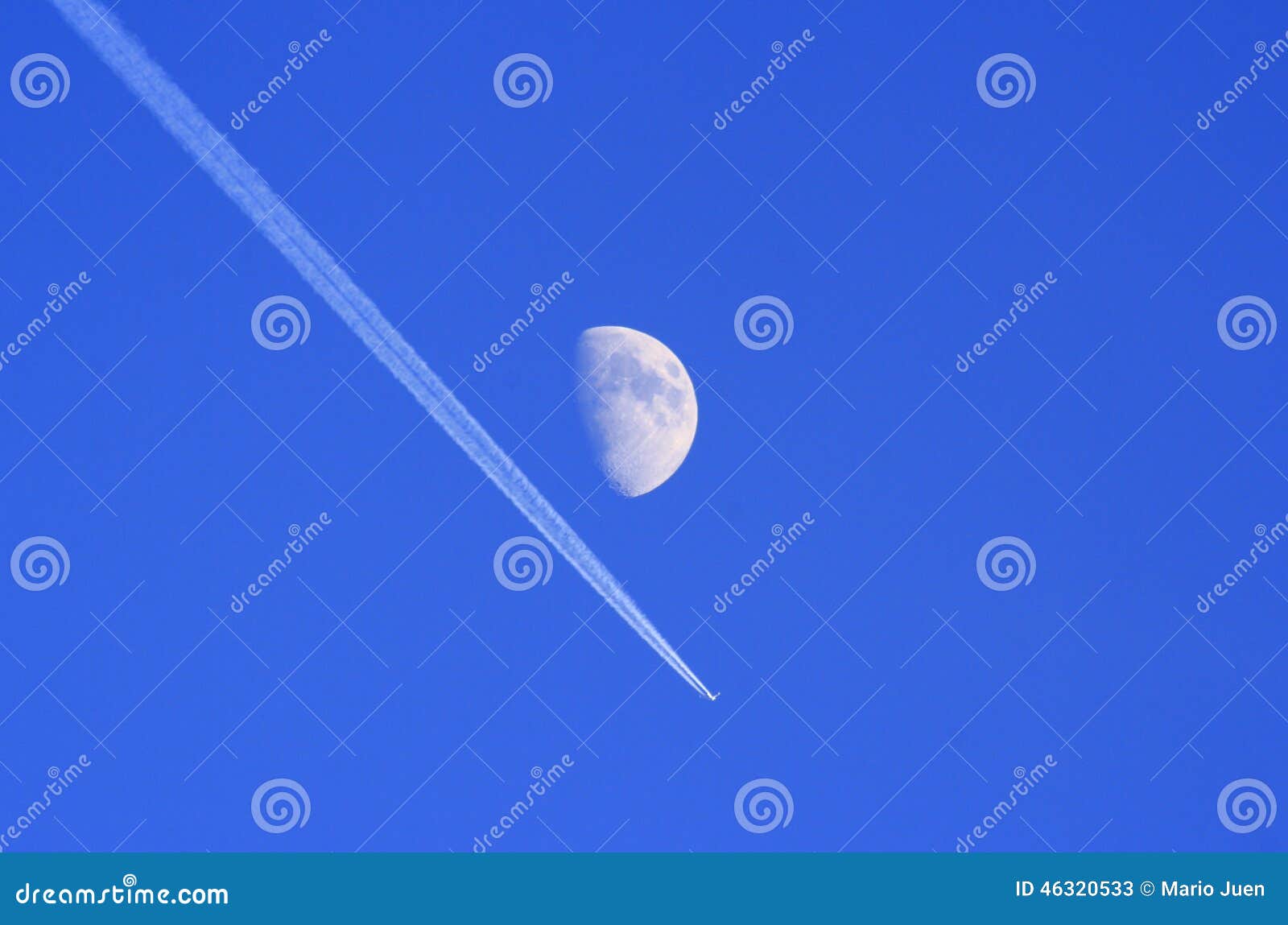 Plane and moon stock image. Image of clear, flying, condensation - 46320533