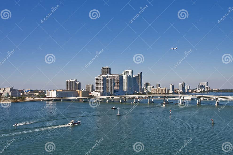 Plane Over Miami stock photo. Image of plane, airport - 13043674