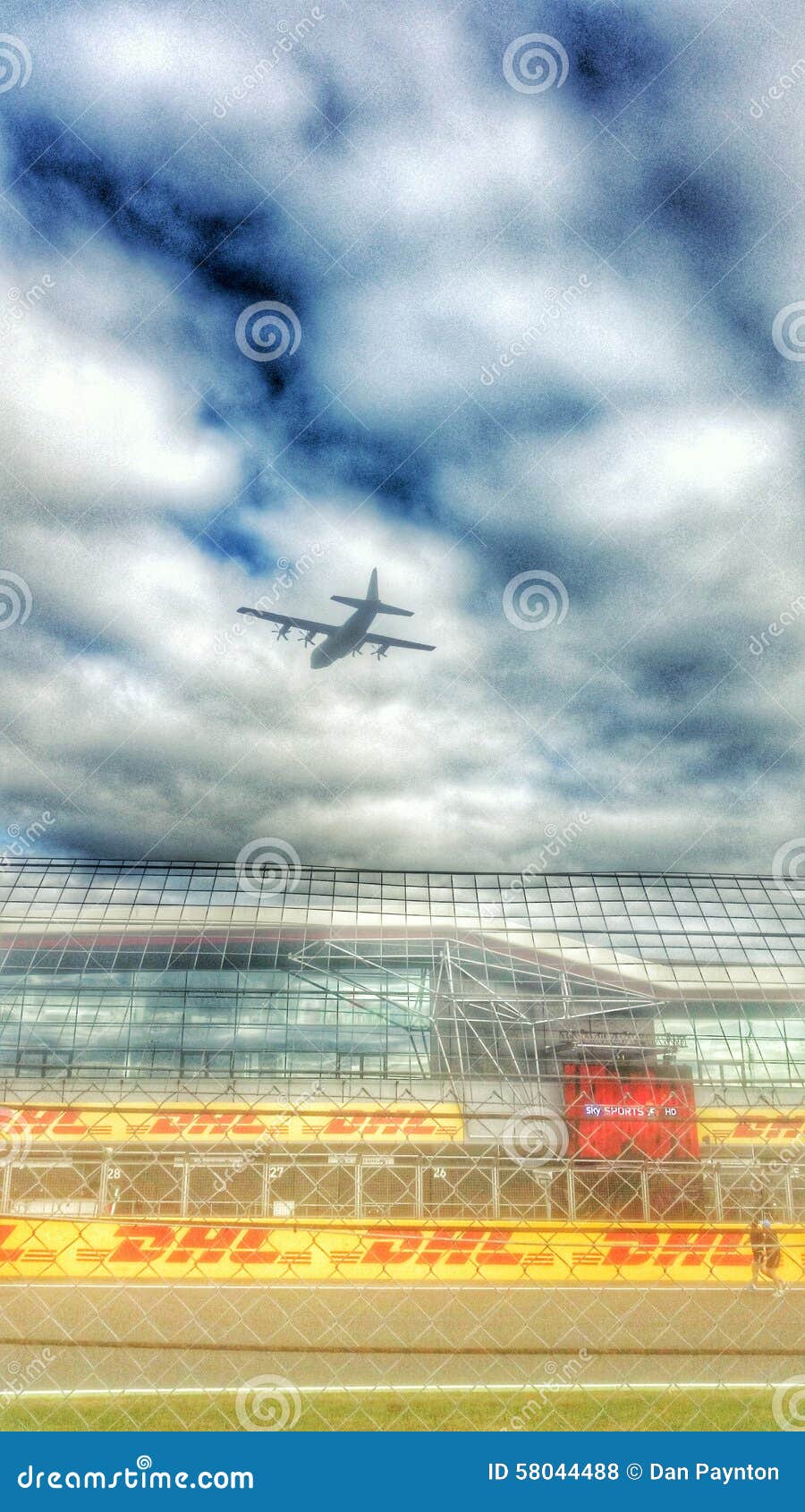 Plane over the pits editorial stock photo. Image of grand - 58044488