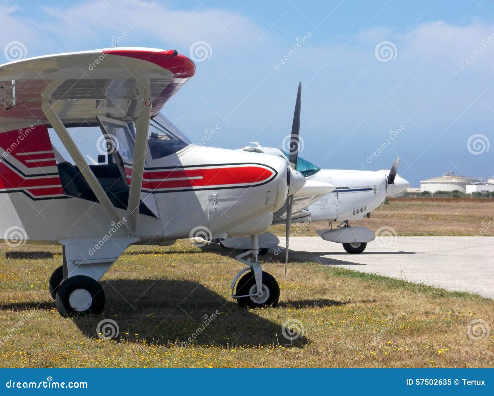 Plane editorial image. Image of aeroespacial, aviamicro - 57502635