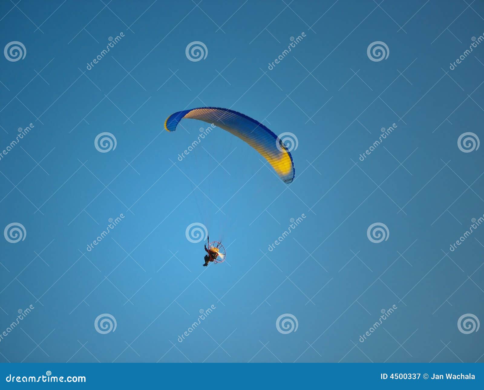 Planeador imagen de archivo. Imagen de kitesurdo, activo - 4500337