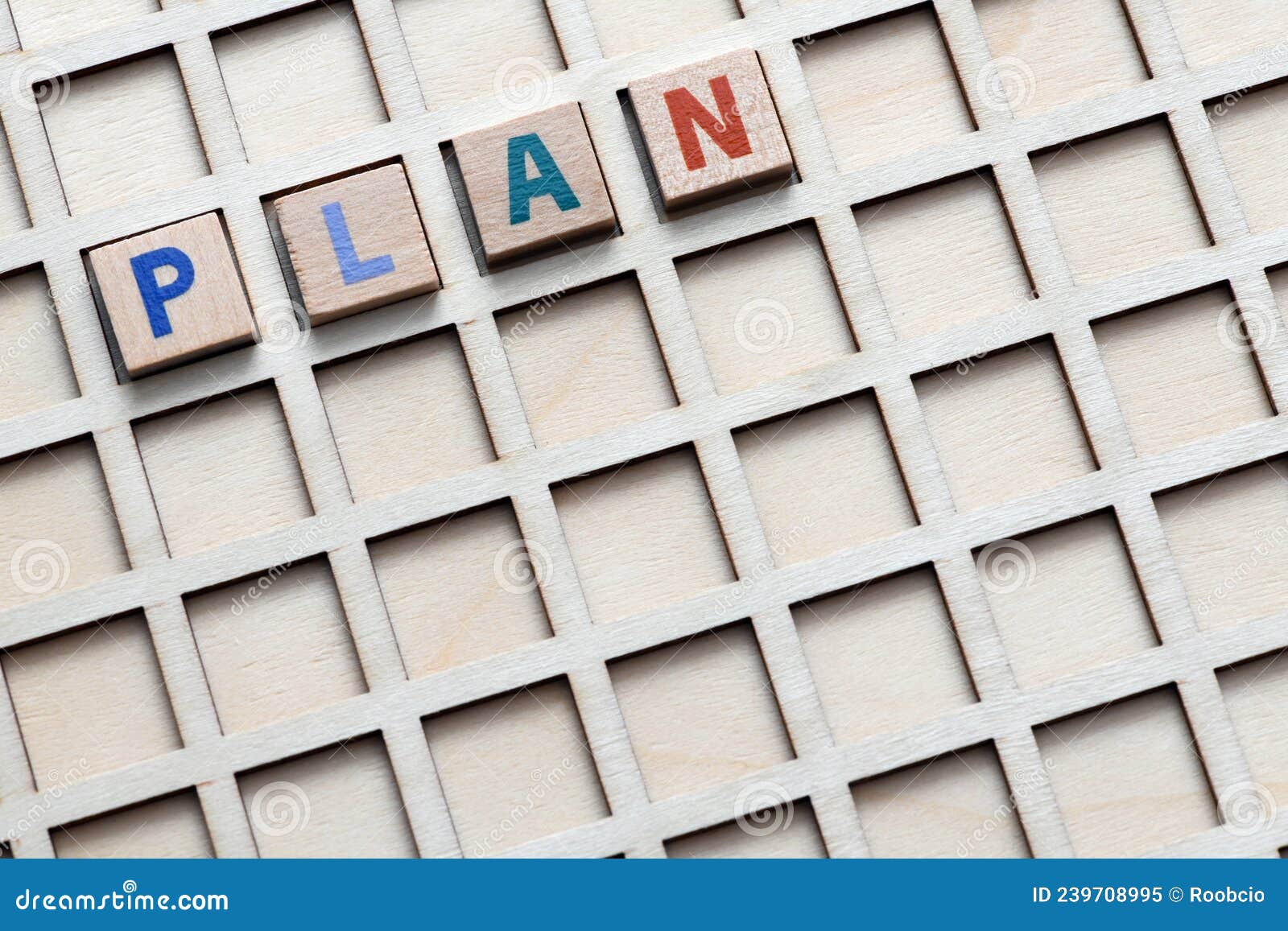 Planear La Palabra Con Letras De Madera Imagen de archivo - Imagen de ...