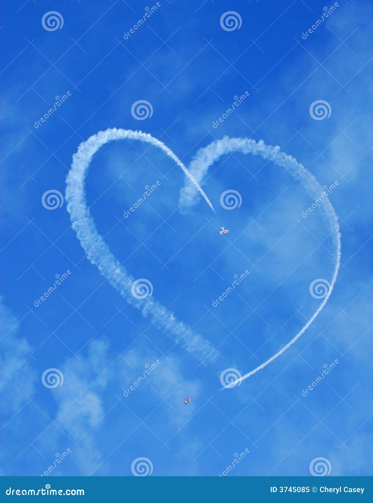 Planes Skywriting Heart stock image. Image of smoke, skywriting - 3745085