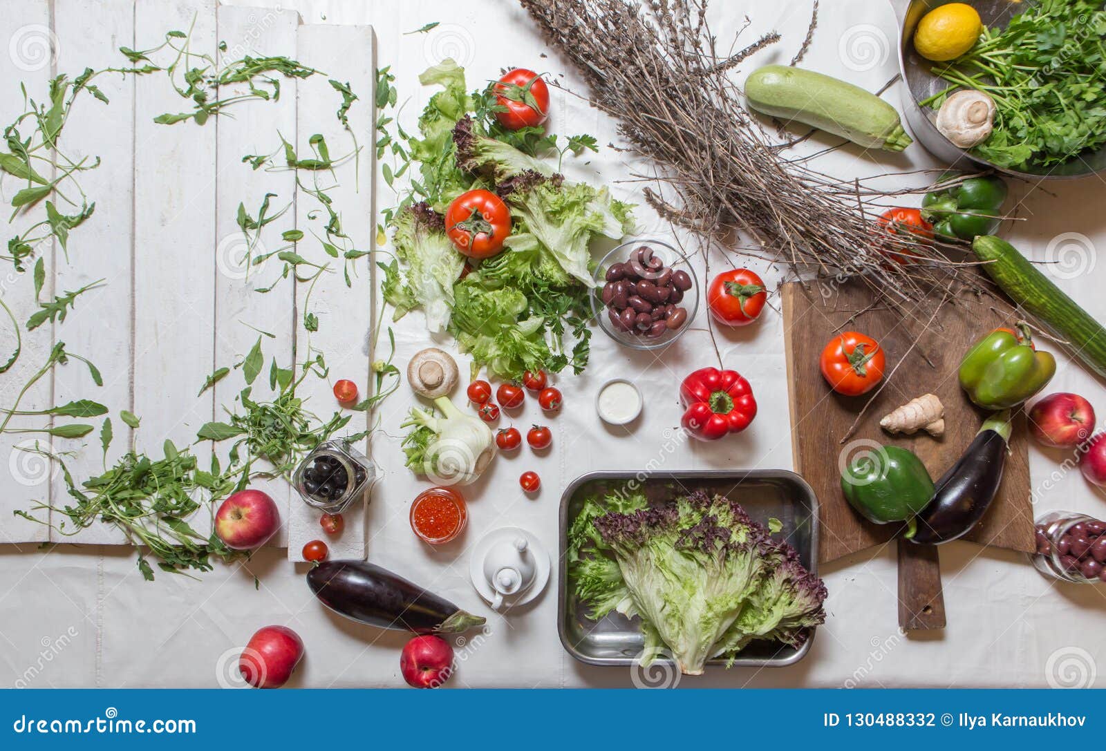 Plano-endecha De Verduras Y De Frutas Foto de archivo - Imagen de fondo ...