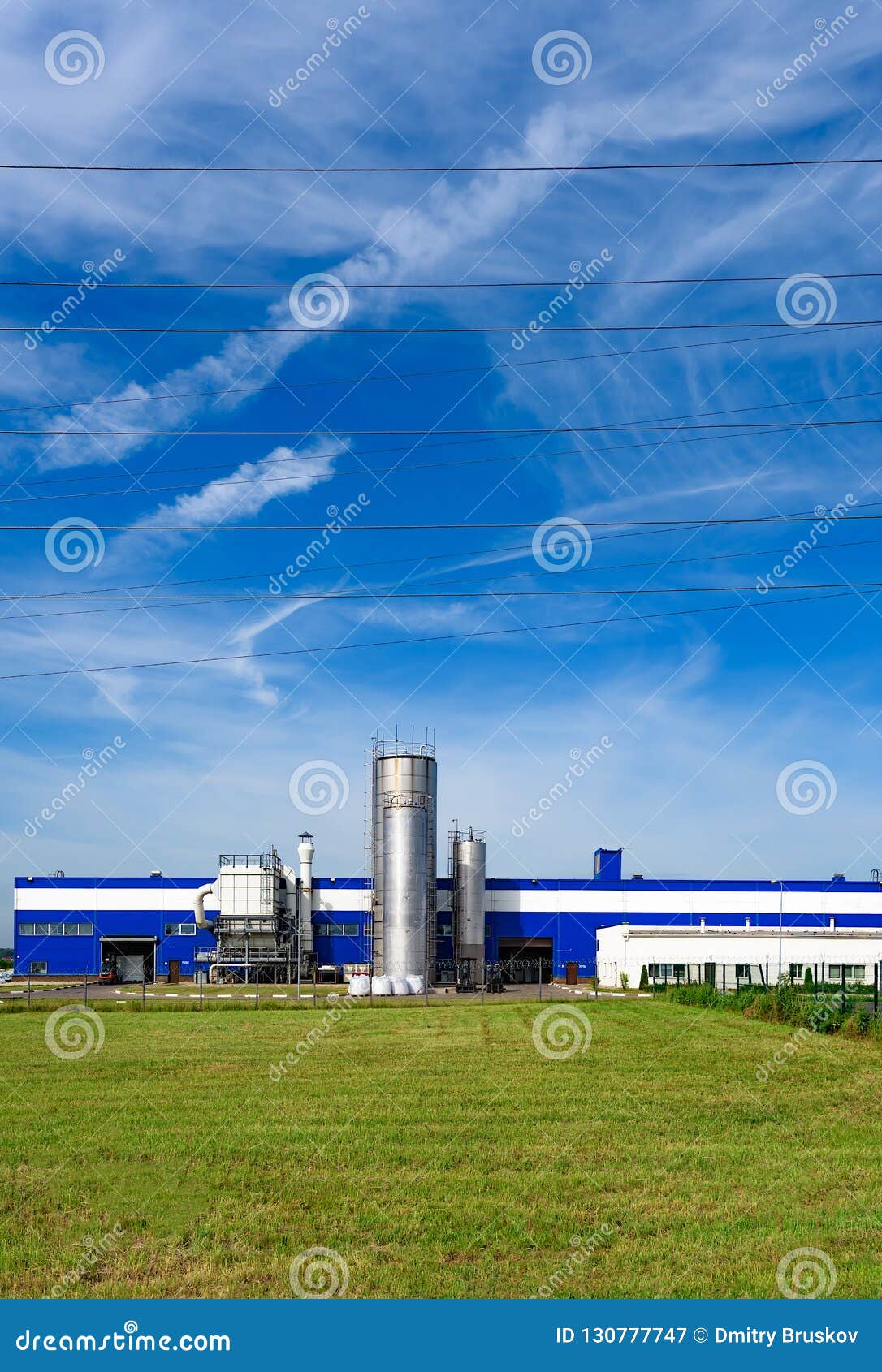 Plant with tank and bunker stock image. Image of storage - 130777747
