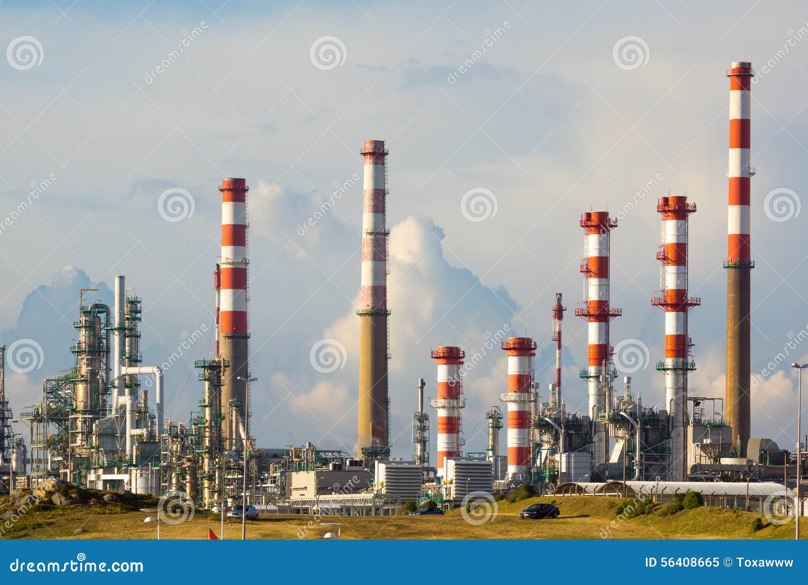 Planta del refinamiento imagen de archivo. Imagen de industria - 56408665