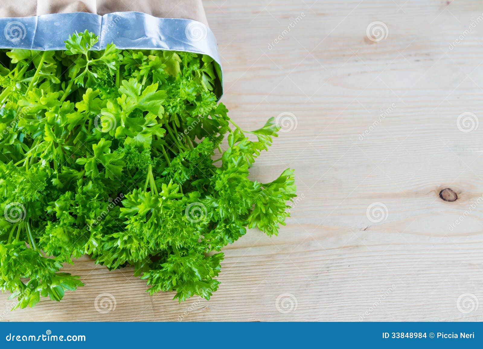 Planta Encaracolado Da Salsa Foto de Stock - Imagem de delicioso ...