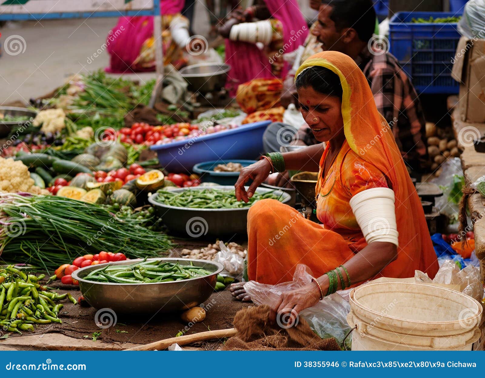 Plantaardige Verkoper in De Bazaar in India Redactionele Foto - Image ...