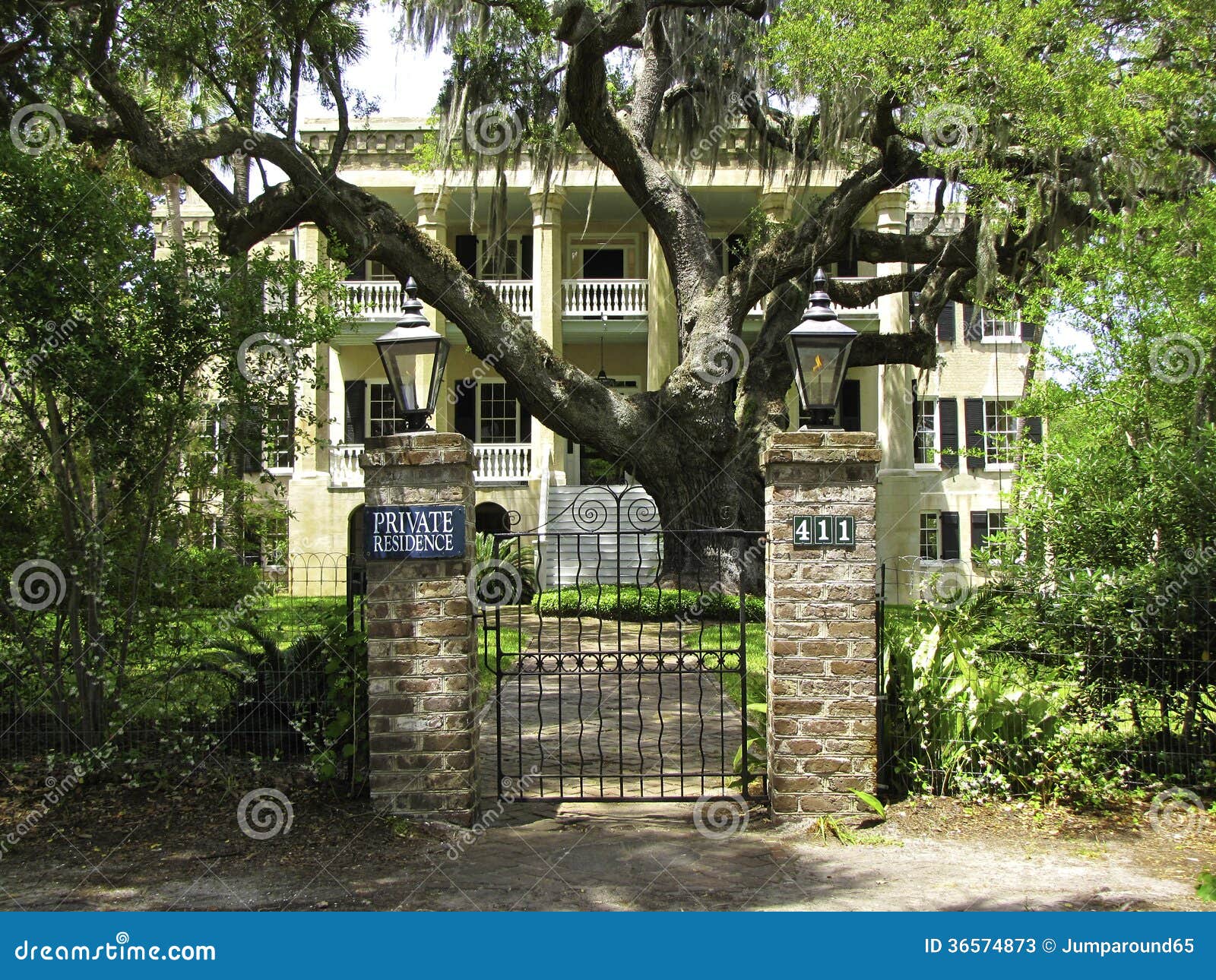 Plantation style house stock image. Image of southern - 36574873
