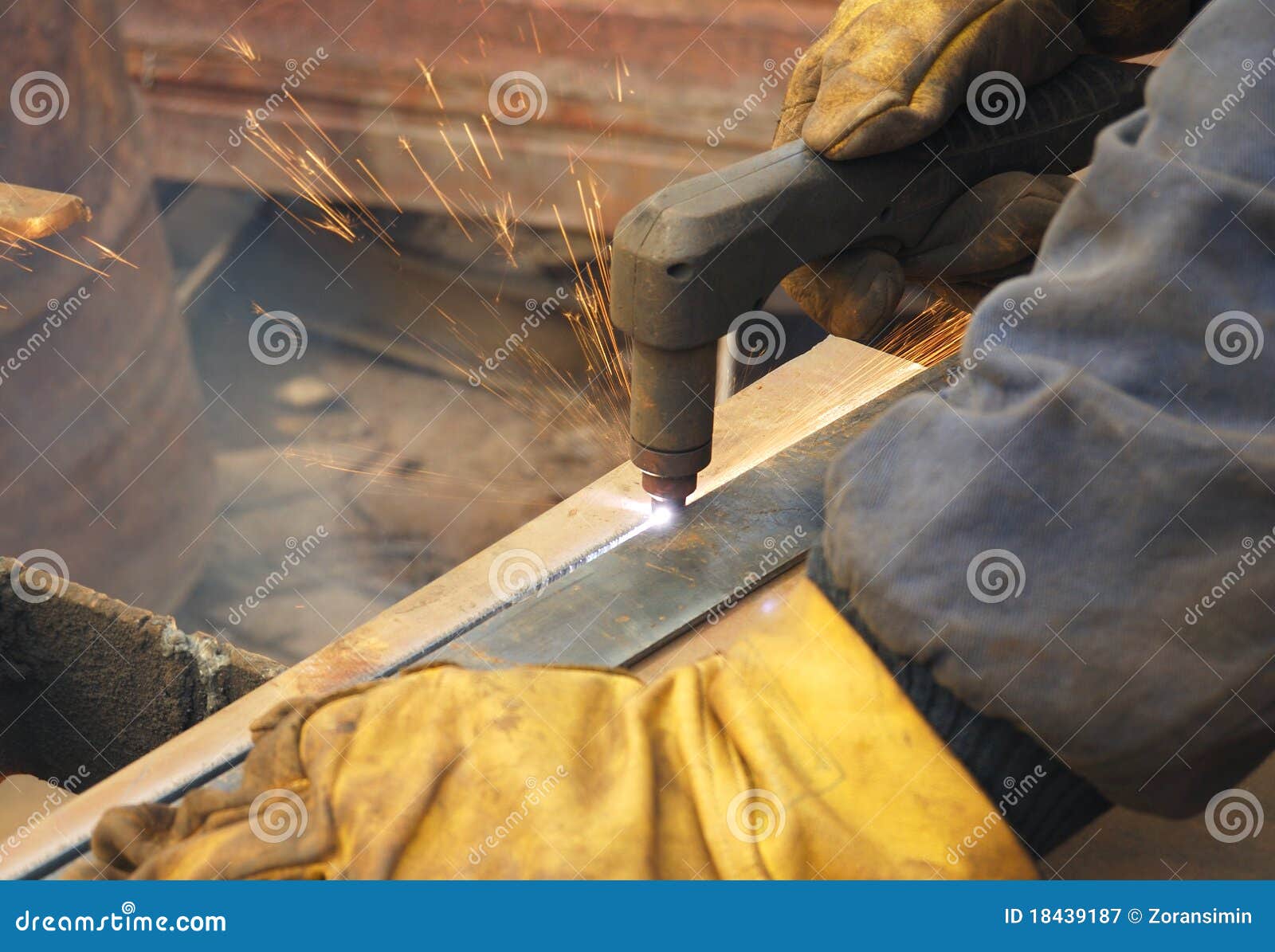 Plasma cutting stock image. Image of engineering, iron - 18439187