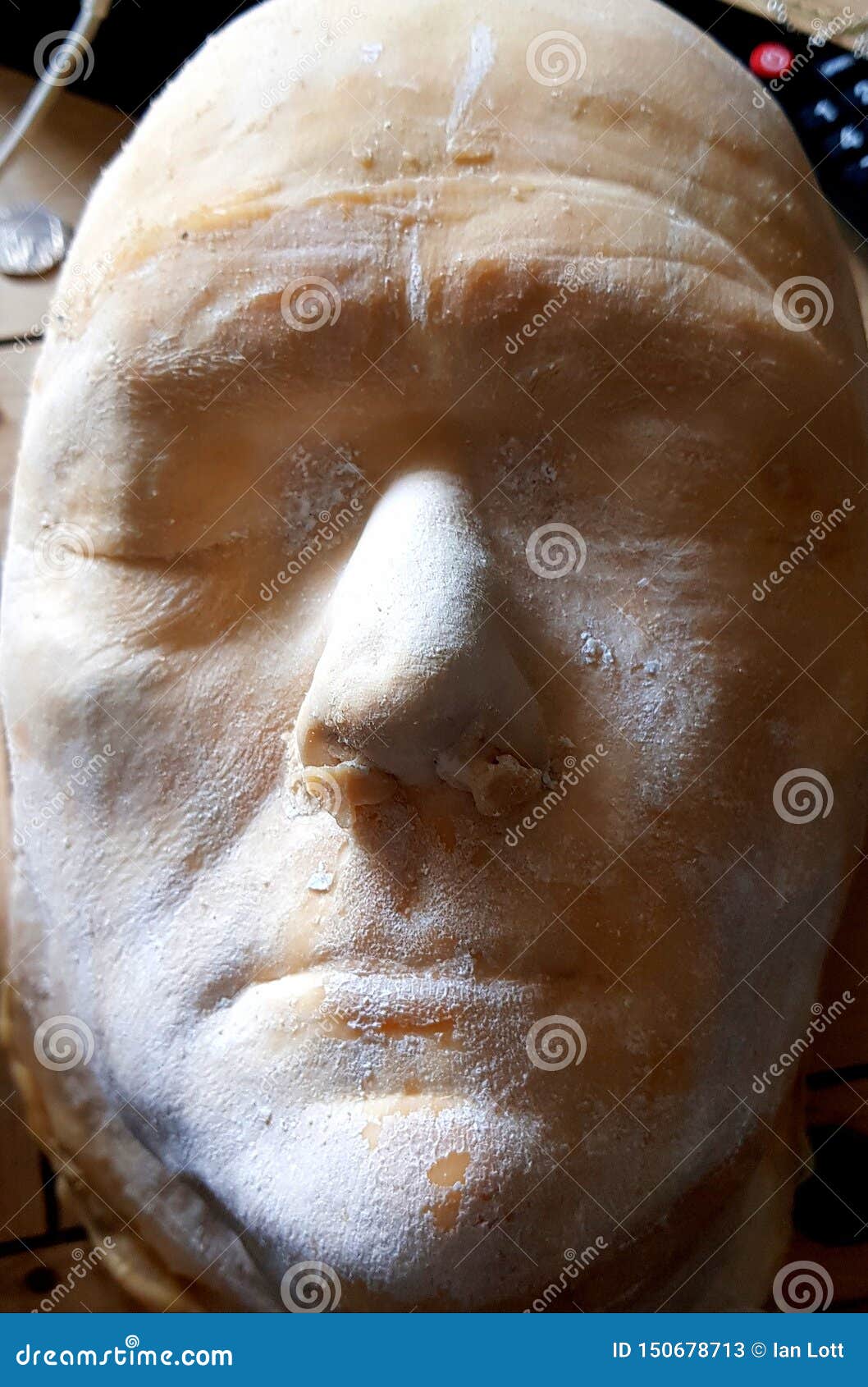 A Plaster Casting of a Face Stock Image - Image of casting, face: 150678713
