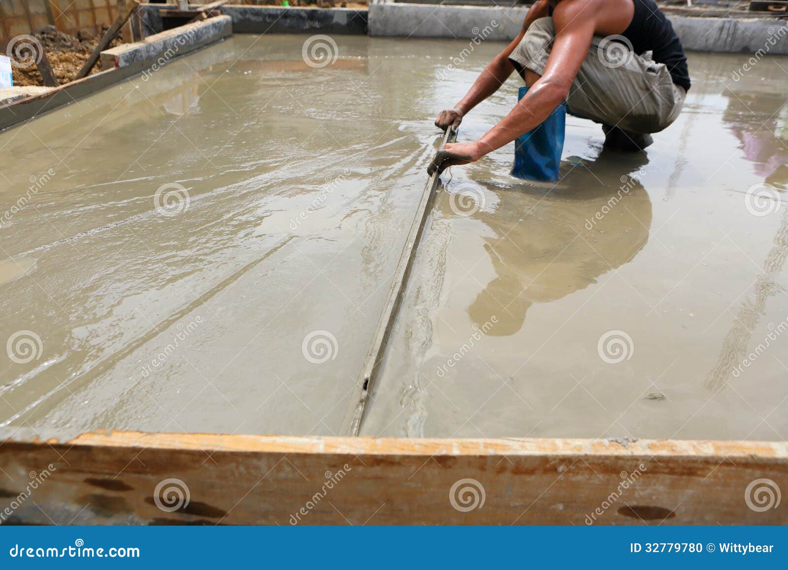 Plasterer Concrete Cement Worker Plastering Flooring Stock Photography ...